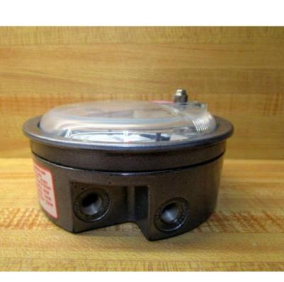 China Manómetro diferencial original 2002C W25J WW 2002C Dwyer en venta