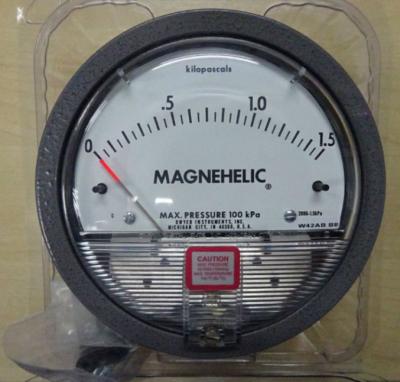 China Dwyer 2000 1.5Kpa Magnehelic Differential Pressure Gauge 2% of FS for sale