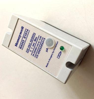 China Honeywell R4343 E1014 Flame Switch Type Controller protection Switch in Stock at Low Price for sale