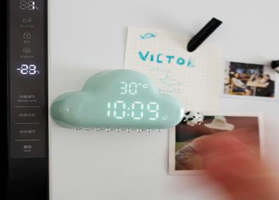 Cina Sveglia ricaricabile intelligente silenziosa della nuvola della luce notturna con la temperatura/data in vendita
