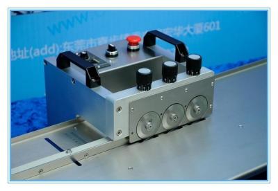 Cina PWB Depanelizer di 220V 110V LED per la striscia di alluminio Depaneler di illuminazione del LED in vendita