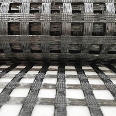 China 200-200KN/M Biaxial PET Polyester Geogrid  Road Foundation Soil Reinforcement for sale