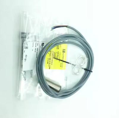 중국 펩퍼 + 퓨치 NBB10-30GM40-Z0 인덕티브 센서 30mm 범위, 10-30V DC, IP67, M12 커넥터 판매용