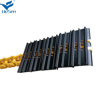 China PC240-3/5 Komatsu Track Shoe For 206-32-00103 600mm Track Pad ISO for sale