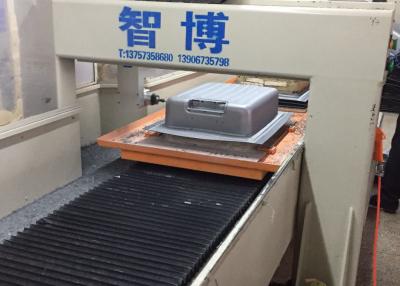 中国 車は家具産業CNCのフライス盤の自動化された制御システムを模倣します 販売のため