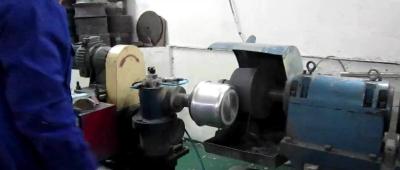 China Máquina de pulido automático de utensilios de cocina de alta calidad para utensilios de cocina de metal en venta