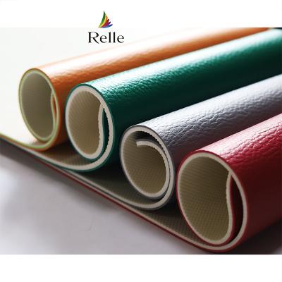 China Indoor Badminton Court Vinyl Flooring Mat Roll With Anti-Slip Design for sale