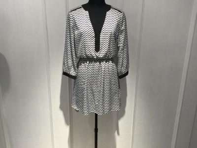 Cina Vestito in bianco e nero dalla stampa delle donne, primavera/autunno anteriori del vestito dalla manica V lungo in vendita