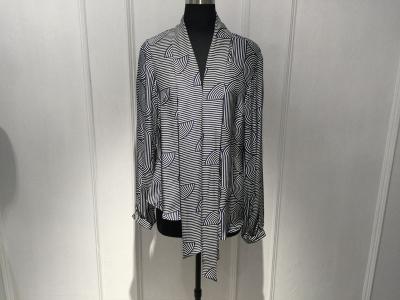 Cina Bluse delle cime delle donne stampate modo con il materiale dell'elastam del cotone irrestringibile in vendita