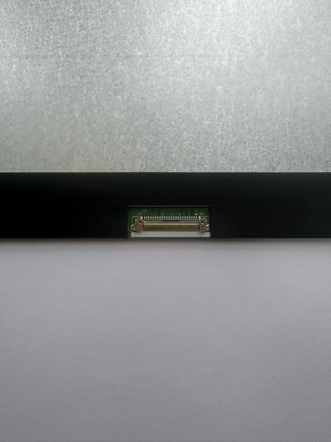 30pin I-PEX connector pinout close-up for YVO1560VQE-Y1 15.6 inch notebook LCD