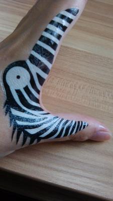 Cina L'OEM assiste gli autoadesivi temporanei del tatuaggio del corpo, autoadesivi su ordinazione dei tatuaggi di falsificazione della decorazione del corpo in vendita