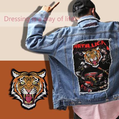 Cina L'animale ricamato multi forma rattoppa il Bengala dorato Tiger Patch in vendita