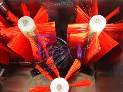 Chine Double machine semi automatique de nettoyage de bouteilles en verre de têtes pour la ligne remplissante de boisson à vendre