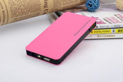 Cina dispositivo d'avviamento portatile di salto dell'automobile di 6000mah 12V con la batteria del Li-polimero in vendita