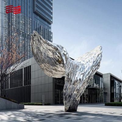 Cina Stile modernistico Grande scultura di ali quadrate in acciaio inossidabile con metodo di stampa personalizzato in vendita