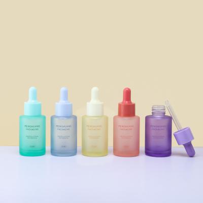 중국 30 밀리람베르트 혈청 적하관 보틀은 화려한 피부 관리 패키징 글라스 정유를 서리로 뒤덮었습니다 판매용