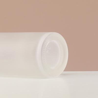 Cina La pompa di vetro della lozione del cilindro imbottiglia i contenitori liquidi vuoti del fondamento della radura 30ml in vendita