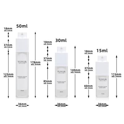 Cina Bottiglia doppia rotonda di plastica 15ml trasparente 30ml 50ml dell'ANIMALE DOMESTICO con la pompa in vendita