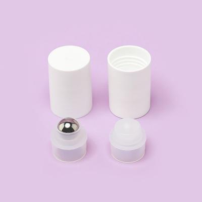 Cina 10ml 15ml Mini Roller Ball Plastic Roll sulla bottiglia per il rossetto del profumo in vendita