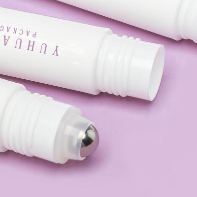 Cina 10ml 15ml Mini Roller Ball Plastic Roll sulla bottiglia per il rossetto del profumo in vendita