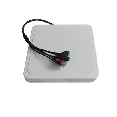 Cina All'interno dell'antenna 9dBic UHF a lungo raggio lettore RFID integrato >800 volte/s per il veicolo in vendita