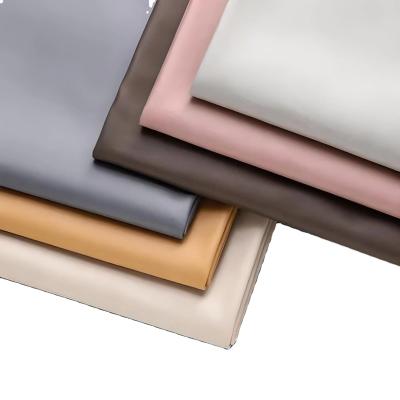 중국 폴리에스터 면공 평면 트윈 21/21 108x58 110-260gsm 의류 일종 샘플 책 판매용
