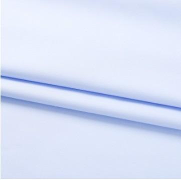 Chine 100% polyester/coton blanc léger 15gm Hommes musulmans Thobe arabe tissé pour les hommes à vendre