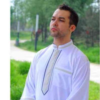 Chine Vêtement arabe islamique en polyester ignifuge à vendre