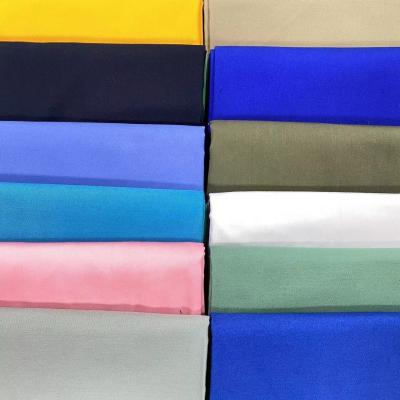 Chine Tissu Thobe pour la robe orientale Thobe somali Baati 100% polyester et taille personnalisée à vendre