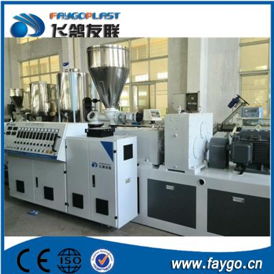 Cina Linea dell'estrusione del doppio tubo del PVC di bianco 20-63mm con il motore di Siemens in vendita