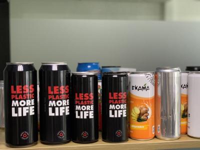 Chine La boisson en aluminium libre du revêtement 355ml de BPA peut pour le coke de cidre de bière à vendre