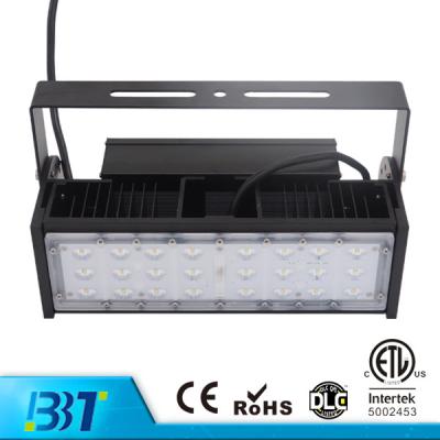 Cina L'esterno d'argento nero di Xte del Cree ha condotto il colore del fascio delle luci di inondazione IP65 5500k in vendita