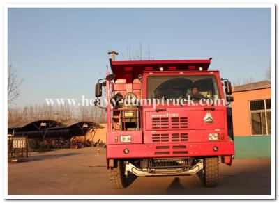 Cina Autocarro con cassone ribaltabile di estrazione mineraria di Sinotruk HOWO 70Tons/autocarro a cassone di estrazione mineraria per roccia bassa in vendita