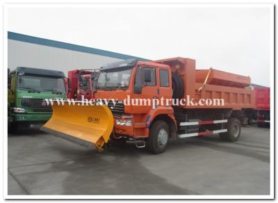 Cina Autocarro con cassone ribaltabile di uso HOWO A7 di Specail con la lama per la spinta ed il carico dell'alta efficienza 30tons in vendita
