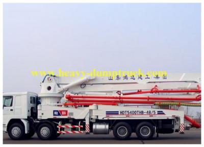 Cina Il camion di Howo ha montato la produttività teorica della capacità 125 m3/h del saltatore dell'asta 700L della pompa 52m del cemento in vendita