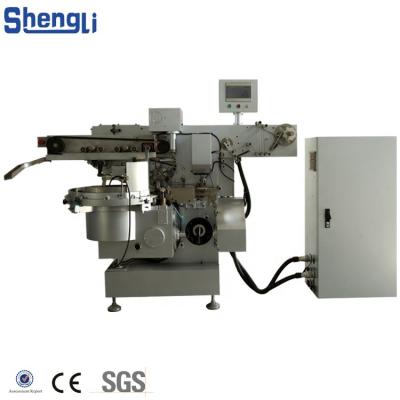 中国 精簡されたパッケージングのための完全な自動チョコレートエッグジョイサプライズ包装機 販売のため