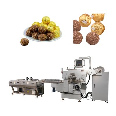 China Máquina de embalagem automática para linha de fabricação de bolas de wafer de chocolate totalmente automática à venda