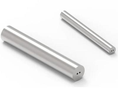 China 100% het Carbide Rod With van het Grondstoffenwolfram 2 Parallelle Koelmiddelengaten Te koop
