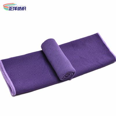 Chine Serviette de refroidissement de refroidissement réutilisable de sport en plein air de serviette de 30X100CM Microfiber de glace froide instantanée adulte de serviette à vendre