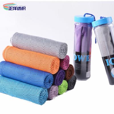 Chine Serviette de refroidissement de refroidissement réutilisable de sport en plein air de serviette de 30X100CM Microfiber de glace froide instantanée adulte de serviette à vendre