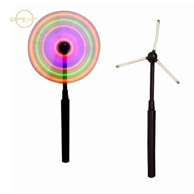 Cina 5 batterie dei giocattoli 3*AAA dei bambini del mulino a vento dell'arcobaleno istantaneo del LED incluse in vendita