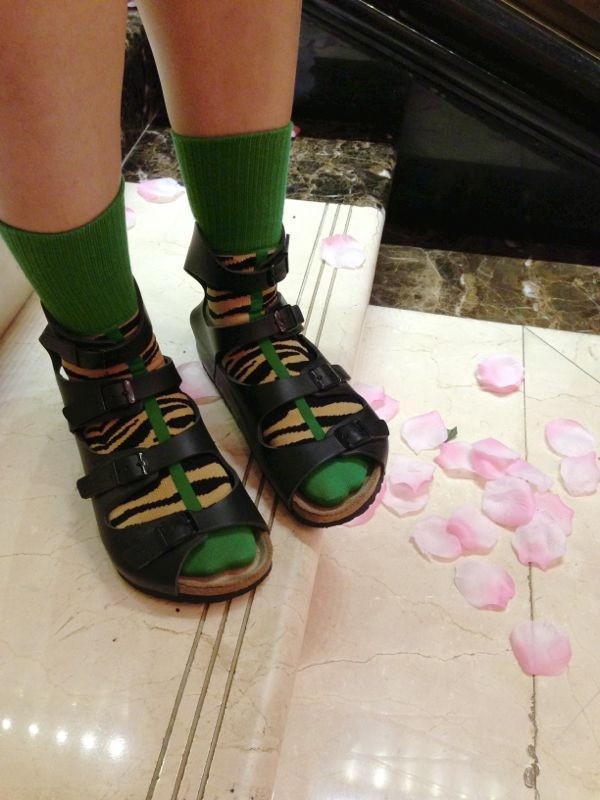 women's athletic socks