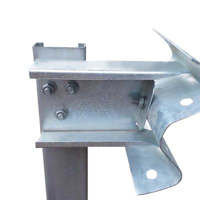Cina Sicurezza stradale AASHTO M-180 Standard Acciaio Galvanizzato Rivestimento di zinco Guardia stradale in vendita