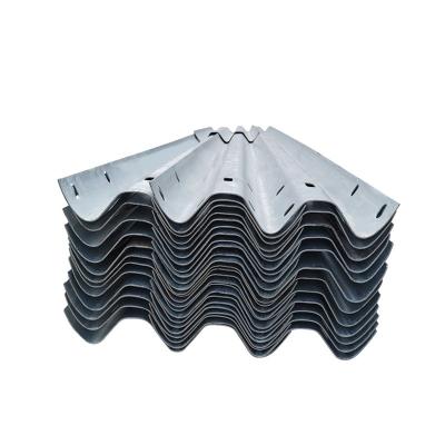 Cina Prodotti per la sicurezza stradale Barriera stradale galvanizzata con reticolato in vendita