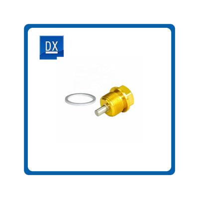 Cina CNC magnetico M14 dei tappi di scarico dell'oro per GSX-R750 2000-2009 2010-2017 in vendita