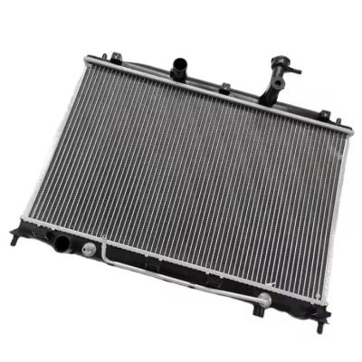 Cina 25310-1E150 Radiatore per auto in alluminio per il raffreddamento ottimale del motore per Hyundai Accent in vendita