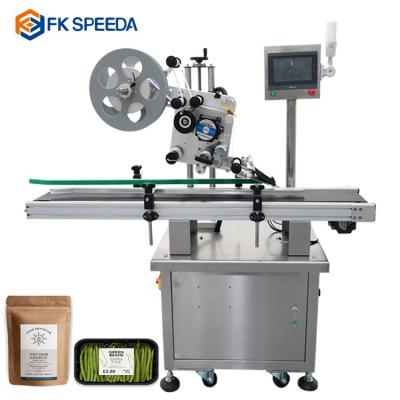 China 40 pcs/min Máquina de rotulagem plana automática de embalagens suaves à venda