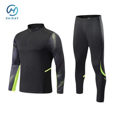 T-shirts d'entraînement sportif sur mesure pour les équipes - couleurs et logos personnalisés