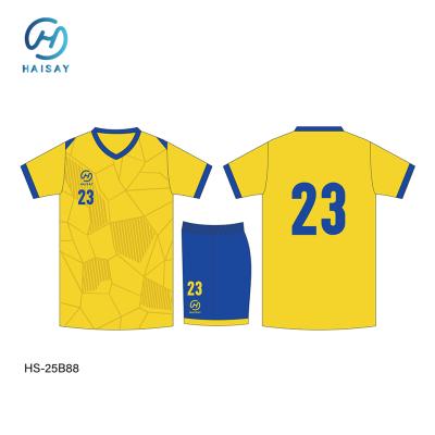 China Traje de entrenamiento ligero y seco rápido en venta