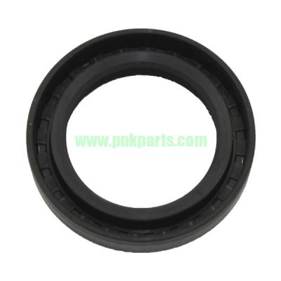 Cina R113778/ RE72136 Alloggiamento di frizione di tenuta per trattori JD modelli 904,1204,5065E,5075E,5310,5410,5615,5715 in vendita